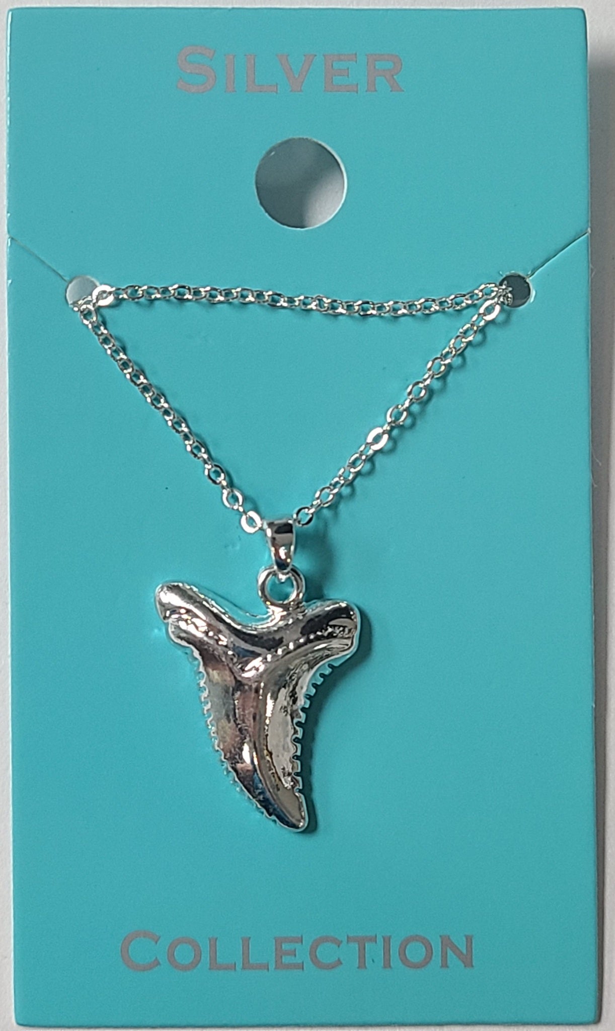 SHARK TOOTH NECKLACE - Darlene's Shells